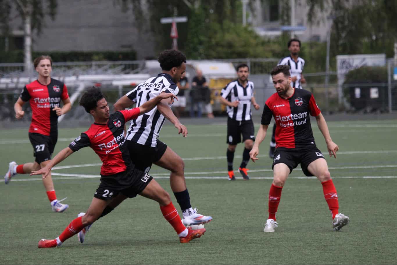 Jong Hercules start dinsdagavond de SD Sportswear Beloften competitie ... Jong Hercules start dinsdagavond de SD Sportswear Beloften competitie ...